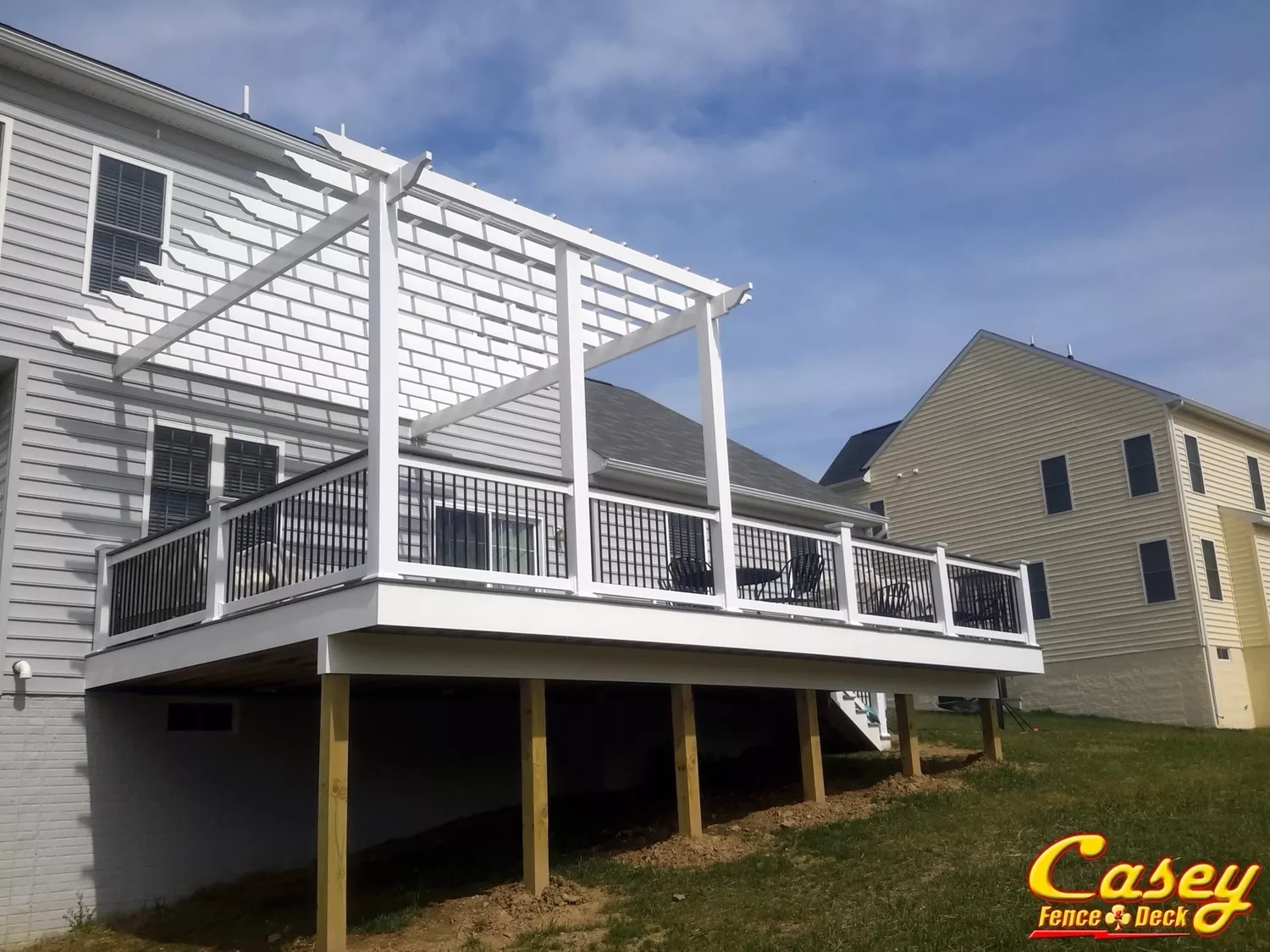 450 Sq Ft Fiberon Cottage Gray Deck with Graphite Double Picture Frame ...