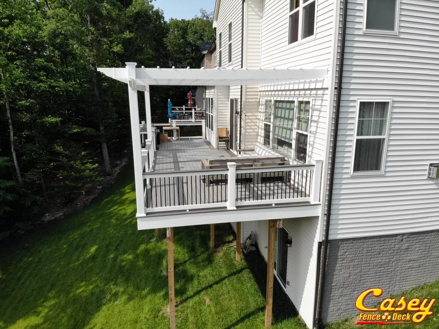 White Vinyl 20x14 Pergola in Lake Linganore New Market MD